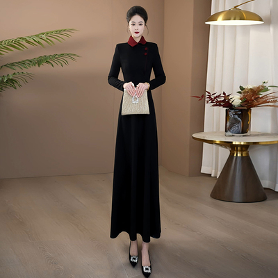 初冬巨好看的连衣裙女2025新款冬加厚气质显瘦高级感连身长裙304