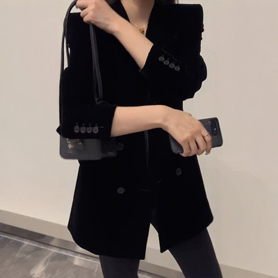 气场实足！高JI感黑色丝绒小西装