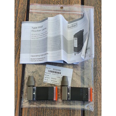 Bürkert 0127 Rocker Valve 00079227 (set of 2) NEW