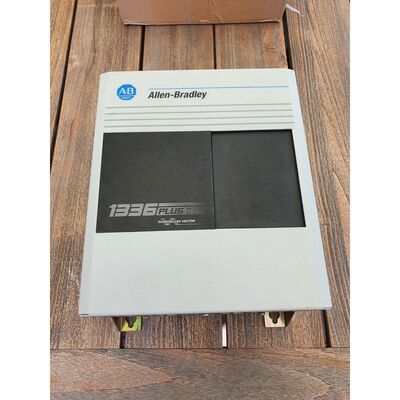 ALLEN BRADLEY 1336 PLUS II Sensorless VECTOR AC DRIVE 1336F-