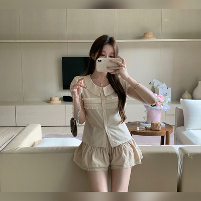 萌萌Ja蕾丝全棉重工娃娃领上衣