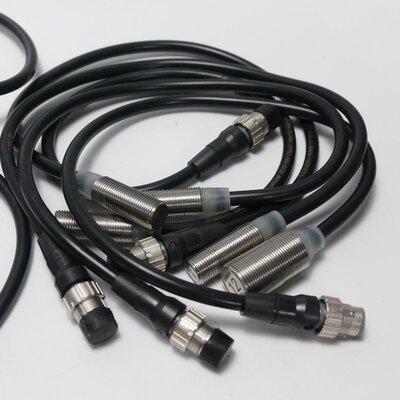 器E2EW-X12C118-M1TJE2EW-X7D1-M1TJ 0.3ME2EW-X18ME1-M1TJ 0.3M