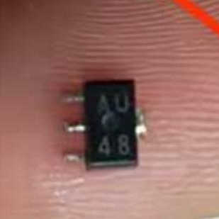 AU 汽车电脑板贴片晶体三极管 3脚 全新 2SB804 SOT89