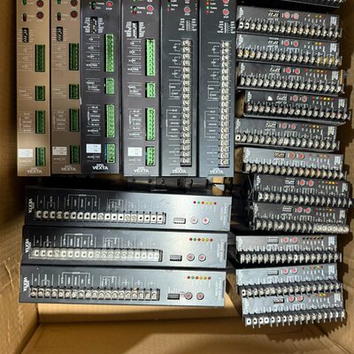 议价UDX伺服驱动器UDX5128N/MUDX5128NUDX5128M