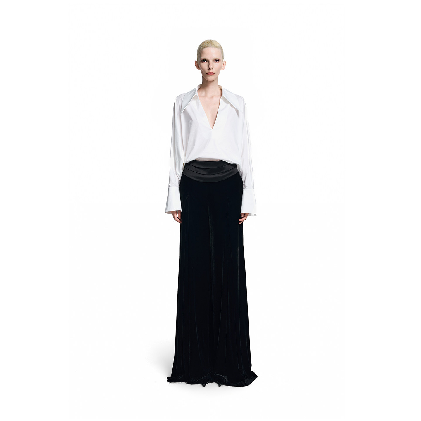 KUNSWEAR/琨丝薇尔26FA 复古轻奢丝绒光泽压褶阔腿西裤 846005190