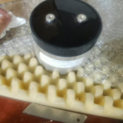 询价购-MLC1100VDC 470UF 电容拆机成色非常好 标价即可维修-