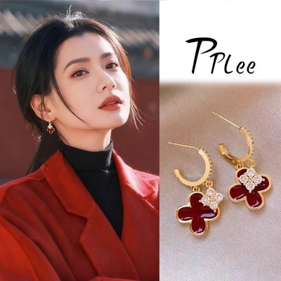 安可拉红双四叶草耳环2025新款爆款高级感时尚耳坠气质小众耳饰女