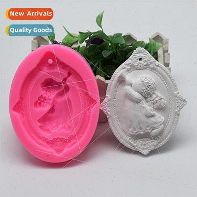 Blow trumpet angel shape car aromatherapy plaster tag chocol