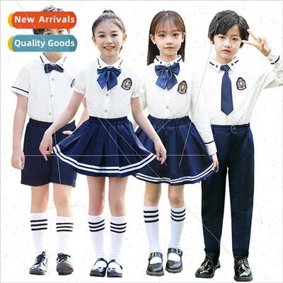 Primary and secondary school students chorus permance costum