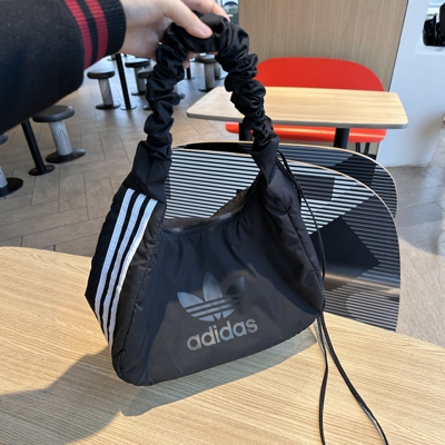 adidas三叶草云朵包挎包JP0145
