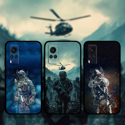 适用vivoiQOO13军迷风手机壳