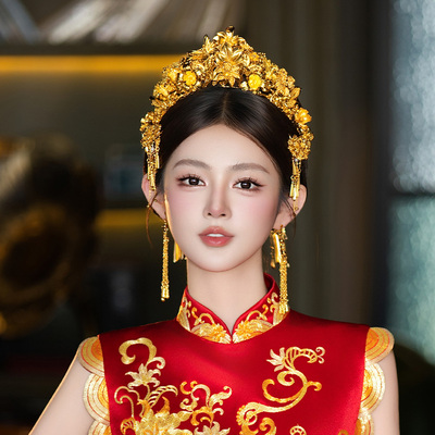新娘头饰品复古宫廷高级贵气感婚礼旗袍干净盘发全金色龙凤褂配饰