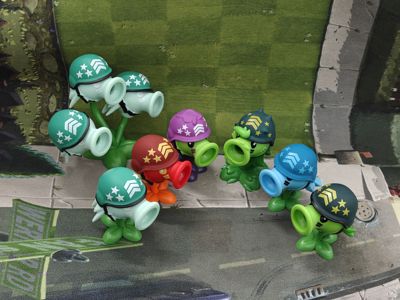 植物大战僵尸玩具超级机枪寒冰豌豆射手火焰电能毒液原始三重3头