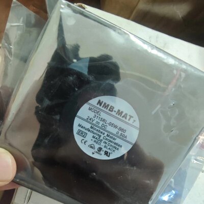 议价NMB-MAT 3115RL-05W-B60散热风扇，24V