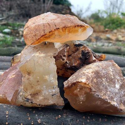燧石取火打火石原始生火石头火镰子专用原石户外Bushcraft野外