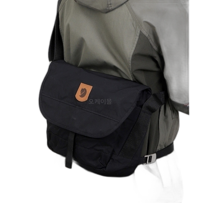 韩国直邮FJALLRAVEN Greenland 单肩包 小号 黑色 (23155/550) 臀