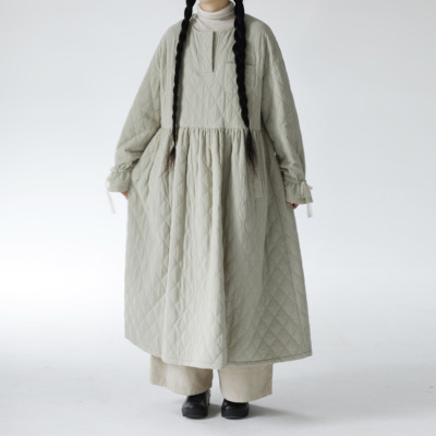 复述菱形格绗棉/薄棉可叠穿 袖口抽绳长袖淡绿色大摆休闲连衣裙