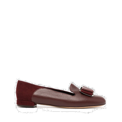 香港直邮Salvatore Ferragamo Hausen 10 蝴蝶结细节平底鞋 74104