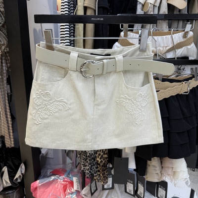 时尚A字摆压花短款高腰半身裙