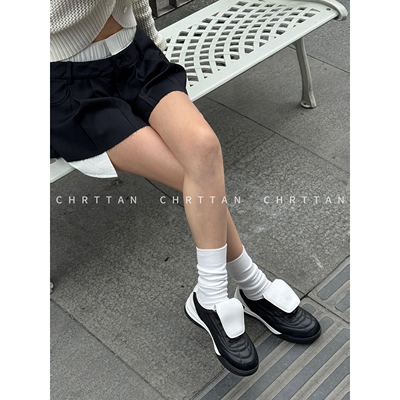 CHRTTAN 简约复古款！26ss 圆头系带翻盖菱格休闲德训板鞋 女