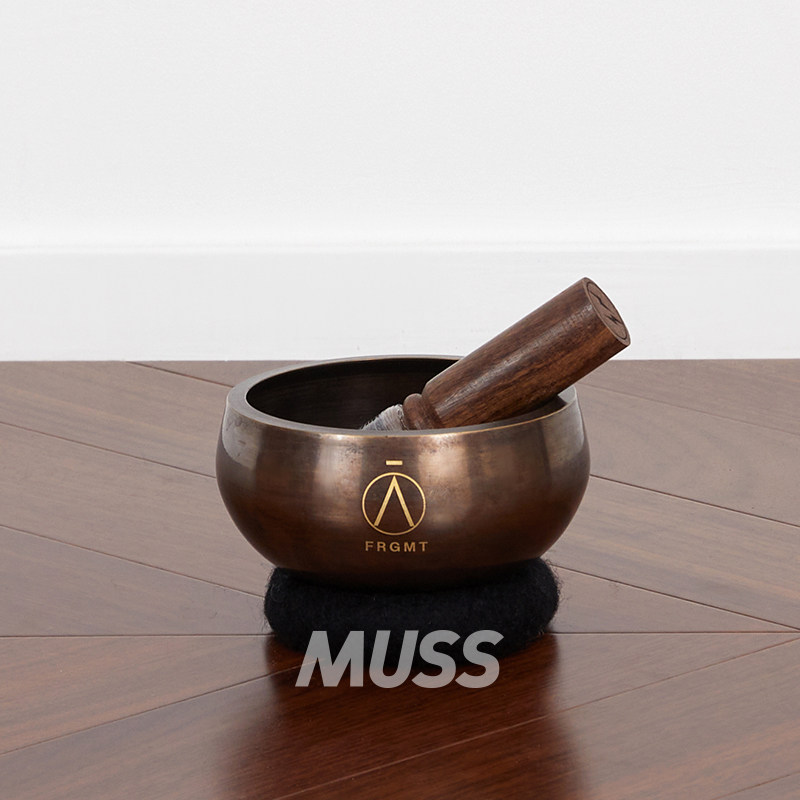 现货 FRAGMENT DESIGN PEACE PIECE藤原浩闪电电镀LOGO颂钵套装_虎窝淘