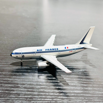 AC 1:400 A300-B4 Air France/IBERIA F-WUACAC老货，实物如图，