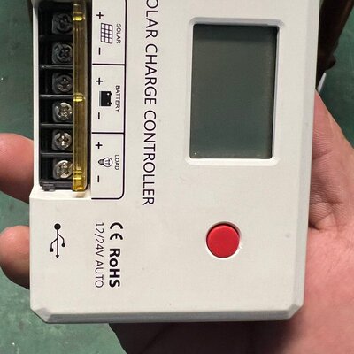 议价PWM太阳能控制器 HC2410 1224V自动识别可维修
