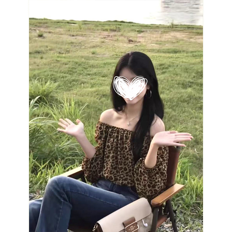 MosesQueen魔西女王豹纹一字肩雪纺衫薄款宽松露肩灯笼袖短款上衣
