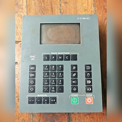 CYBELEC斯伯克DNC60系统屏V-DNC-64-PS8 议价