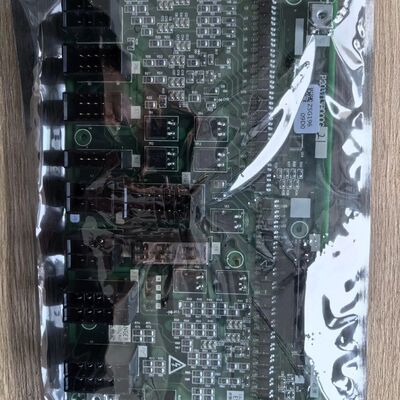 电梯W1板P203713B000G21
