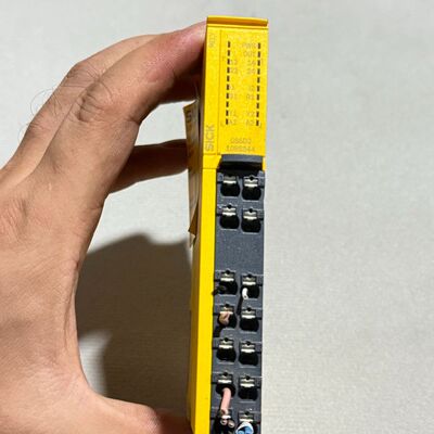 西克安全继电器RLY3-0SSD2-C4RD货号108534