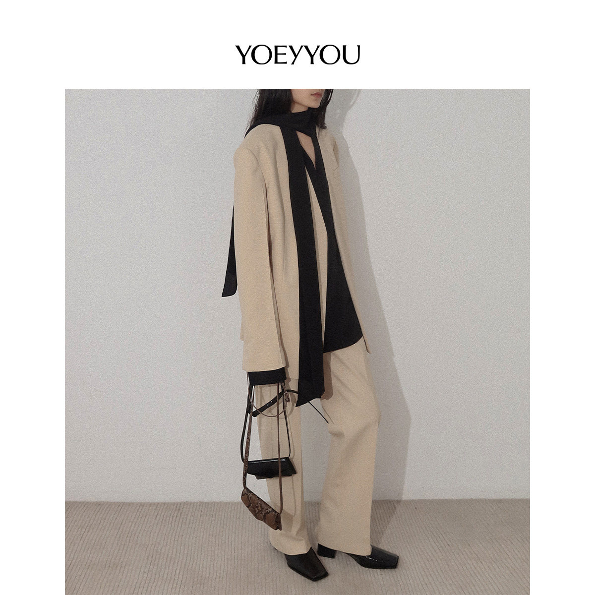 YOEYYOU飘带衬衫女秋款高级感双绉真丝柔软松弛廓形V领衬衫上衣