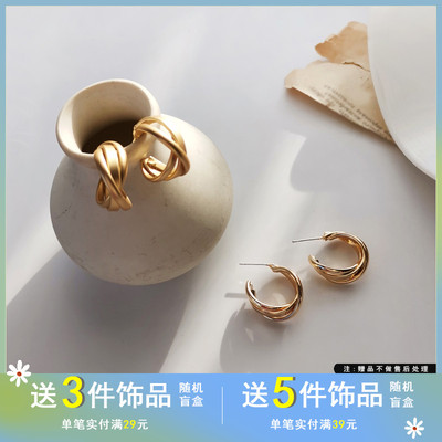 925银针个性c字耳圈哑光金属设计