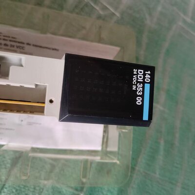 议价Modicon Quantum输入模块140DDI35300140DDI85300140DDI84100