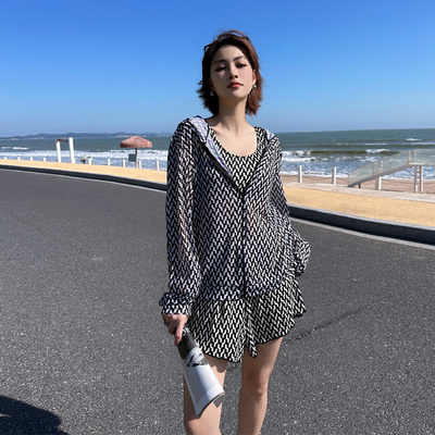 2024新款爆款泳衣女分体遮肚显瘦游泳衣三件套大码长袖保守泡温泉