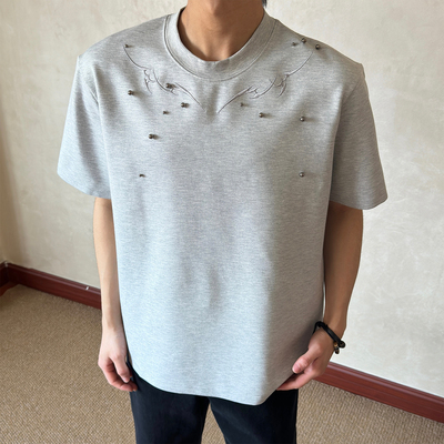 布老哥Blog荆棘刺绣撞钉短袖D262