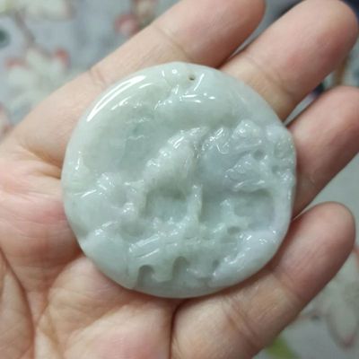 天然翡翠吊坠山水牌飘花圆牌