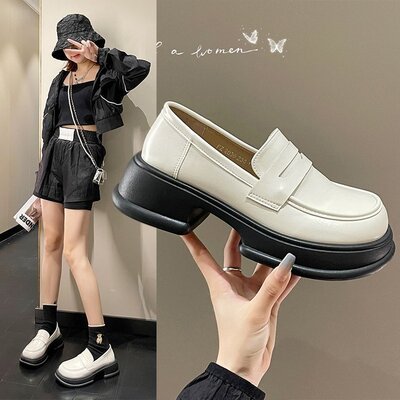 英伦风小皮鞋女2026春季新款时尚百搭简约粗跟一脚蹬学院风乐福鞋