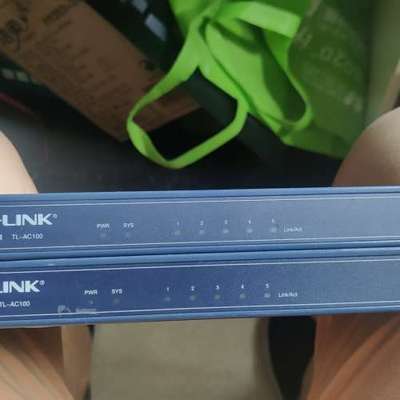 议价TP-LINK, TL-AC100, 2.0版本。机器一共有