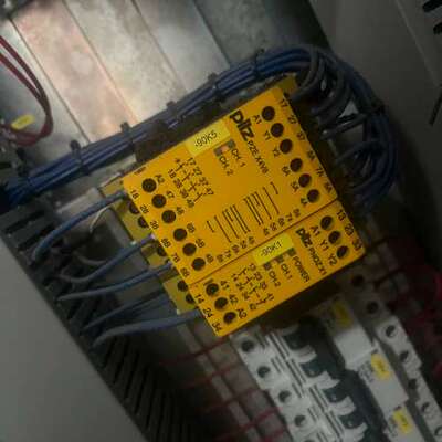 议价皮尔兹Pilz安全继电器PZE X4V8，型号774584，