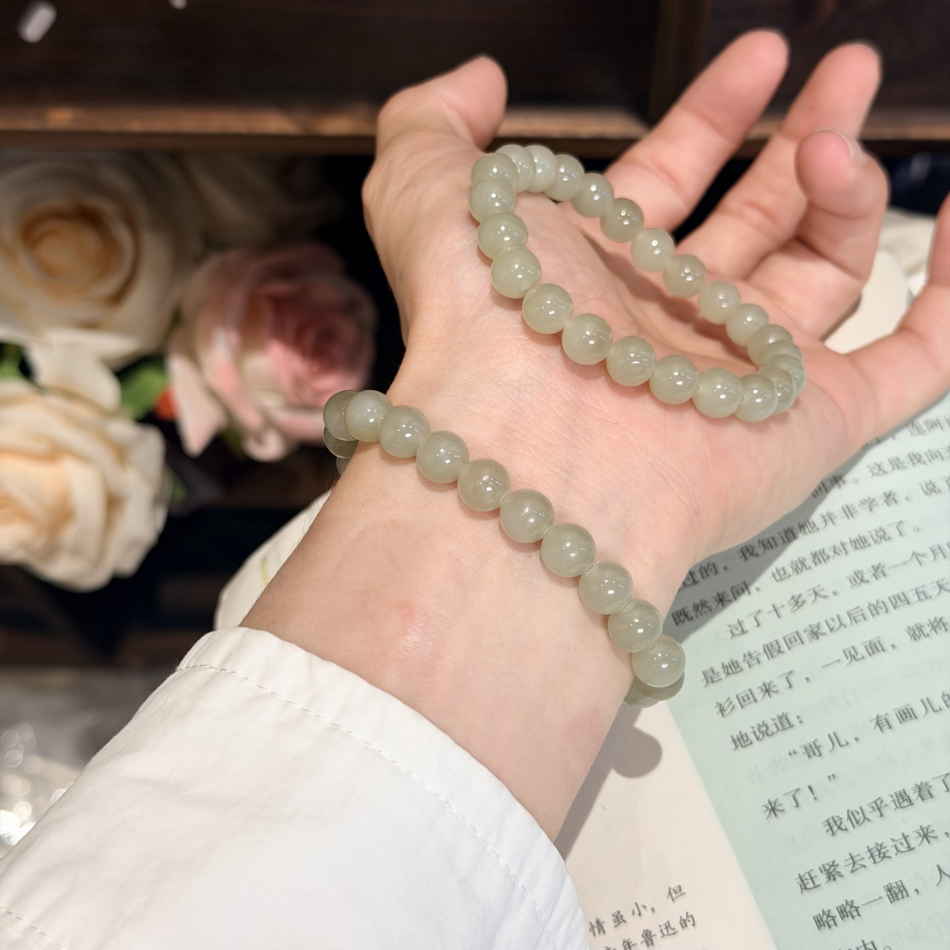 十里间直 【素韵清莲】新中式和田玉浅青百搭显白精致手串