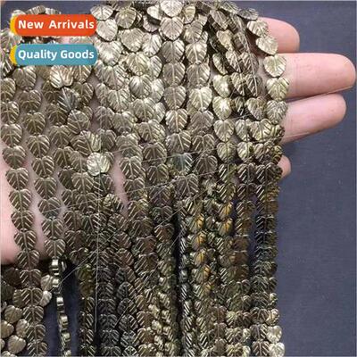 Brass ore leaves four-leaf clover disk pearl triangle pillar