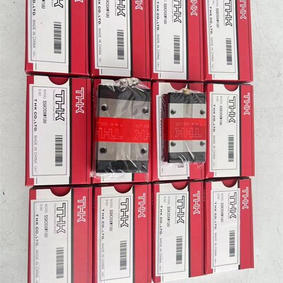 正品THK SSR15XW SSR20 HSR25 SHS30 35C 45C V LR LC R 导轨滑块