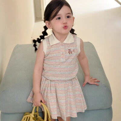 大小卷26新款女童夏季卡通条纹背心百褶裙洋气时髦套装-710610