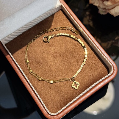 高保色爆闪碎碎冰镂空四叶草手链