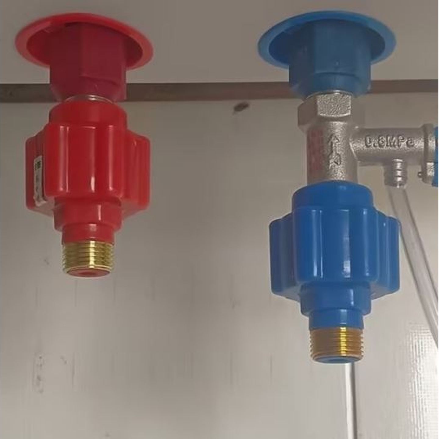 热水器防电墙通用型漏电防触电配件隔电墙漏电防火墙电热水器接头
