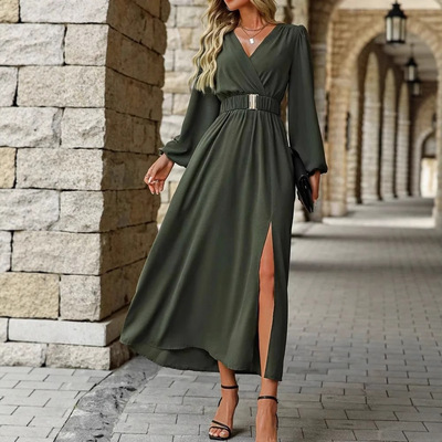 墨绿色深V领长袖连衣裙