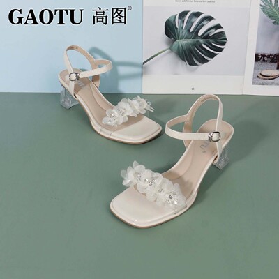 高图一字带花朵水晶跟仙女风凉鞋