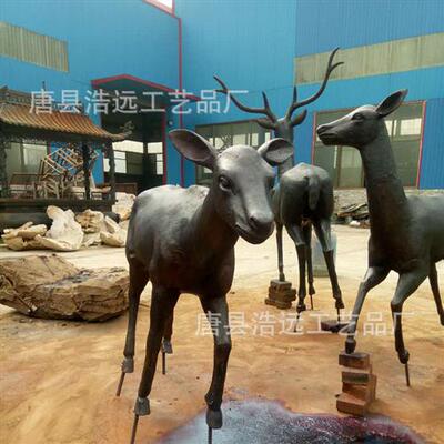 厂家制作黄铜群鹿雕塑公园景观锻铜母子鹿摆件可来厂来电咨询详谈