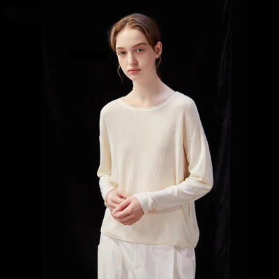 范可儿休闲圆领毛衫镂空针织衫